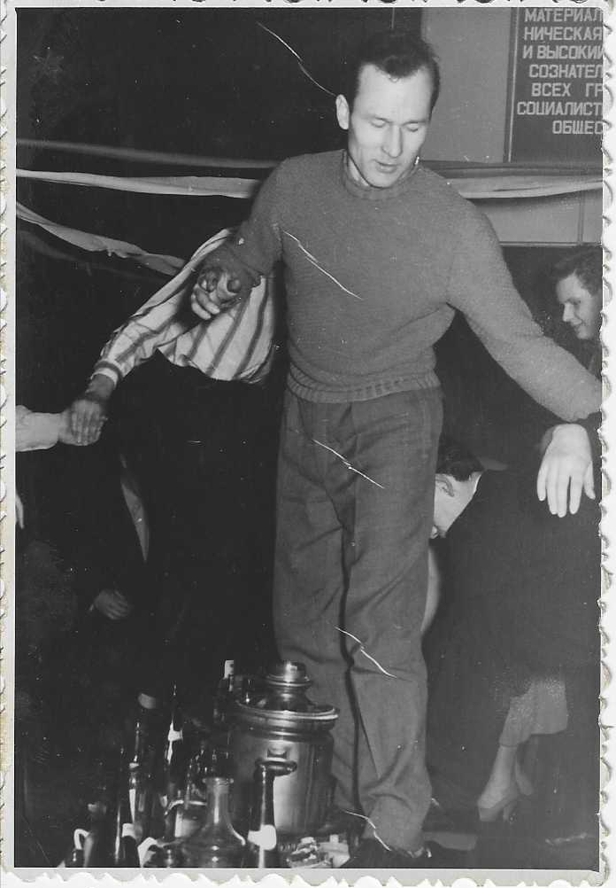 Elulugu → Henno Arrak